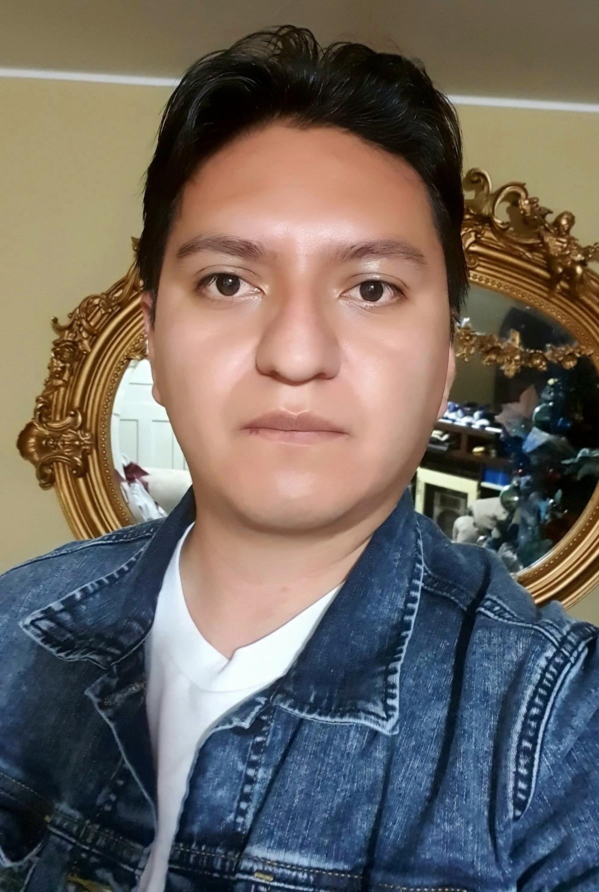 Javier: I'm 33 years old, my hobbies are: listening to music, watching ...