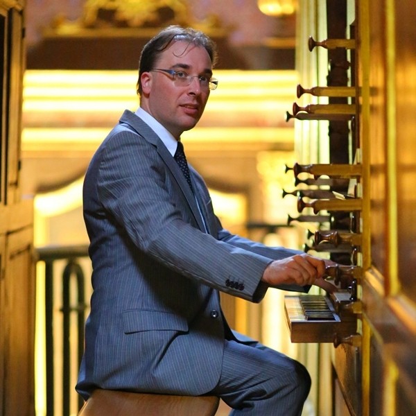 Emmanuel: During my free time I like to do photography. I also like ...